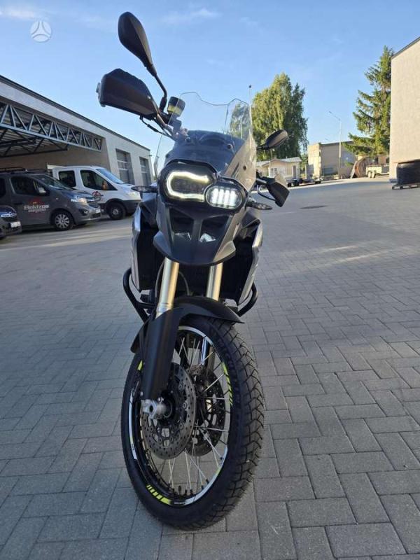 Черный БМВ F 800GS 2016 в Шилуте, объемом двигателя 0.80 л и пробегом 28 тыс. км за 7500 €, фото 6 на AUTOMOTO.COM.LV