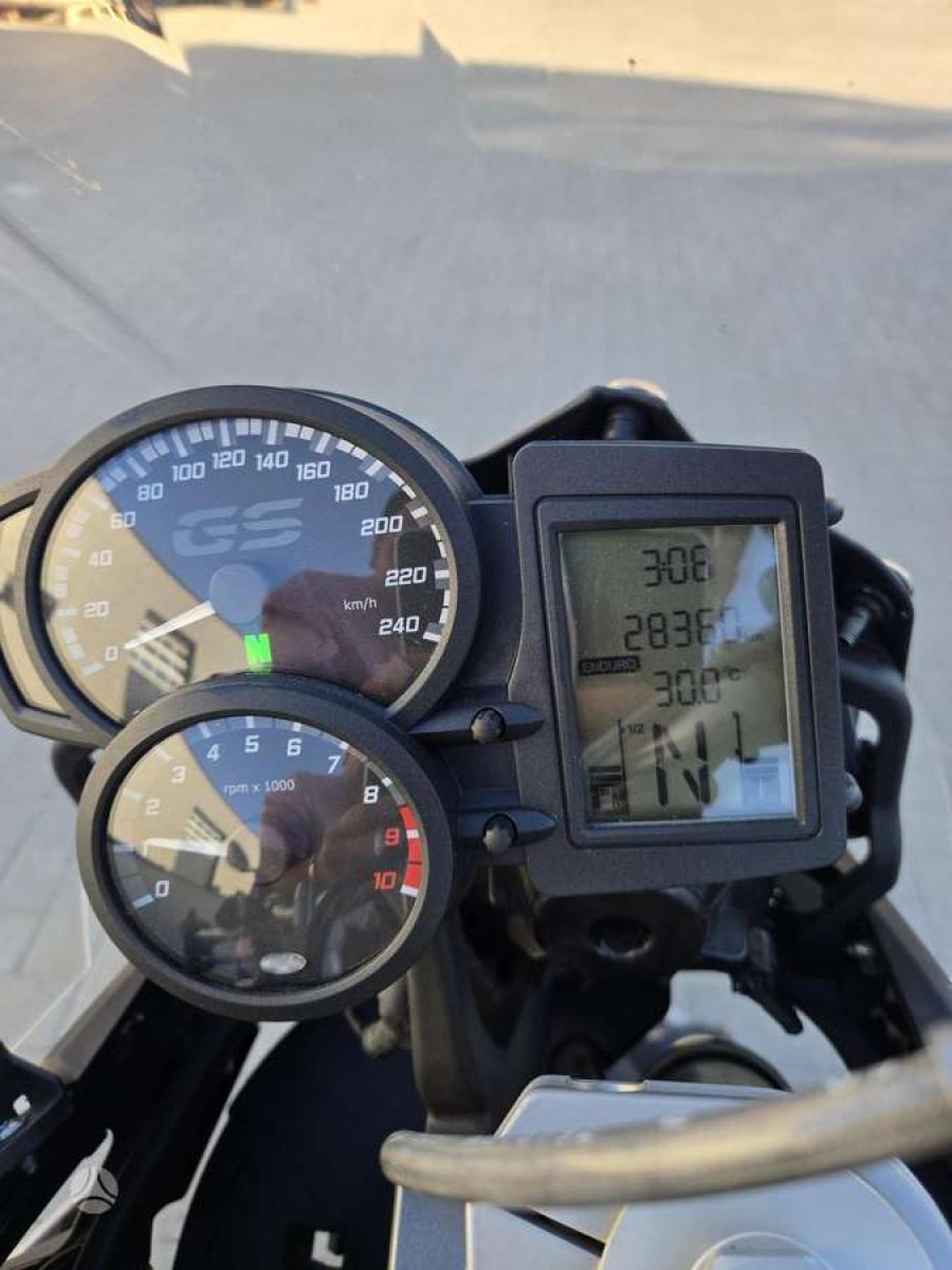 Черный БМВ F 800GS 2016 в Шилуте, объемом двигателя 0.80 л и пробегом 28 тыс. км за 7500 €, фото 12 на AUTOMOTO.COM.LV