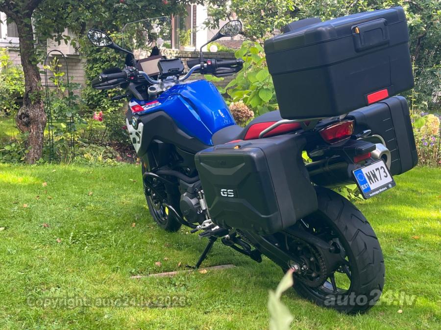 Blue BMW F 800GS 2024 in Tallinn, with an engine capacity of 0.90 L and mileage of 7 thousand km for 11900 €, photo 11 on AUTOMOTO.COM.LV