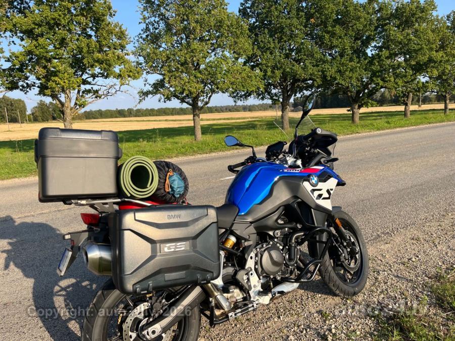 Blue BMW F 800GS 2024 in Tallinn, with an engine capacity of 0.90 L and mileage of 7 thousand km for 11900 €, photo 28 on AUTOMOTO.COM.LV