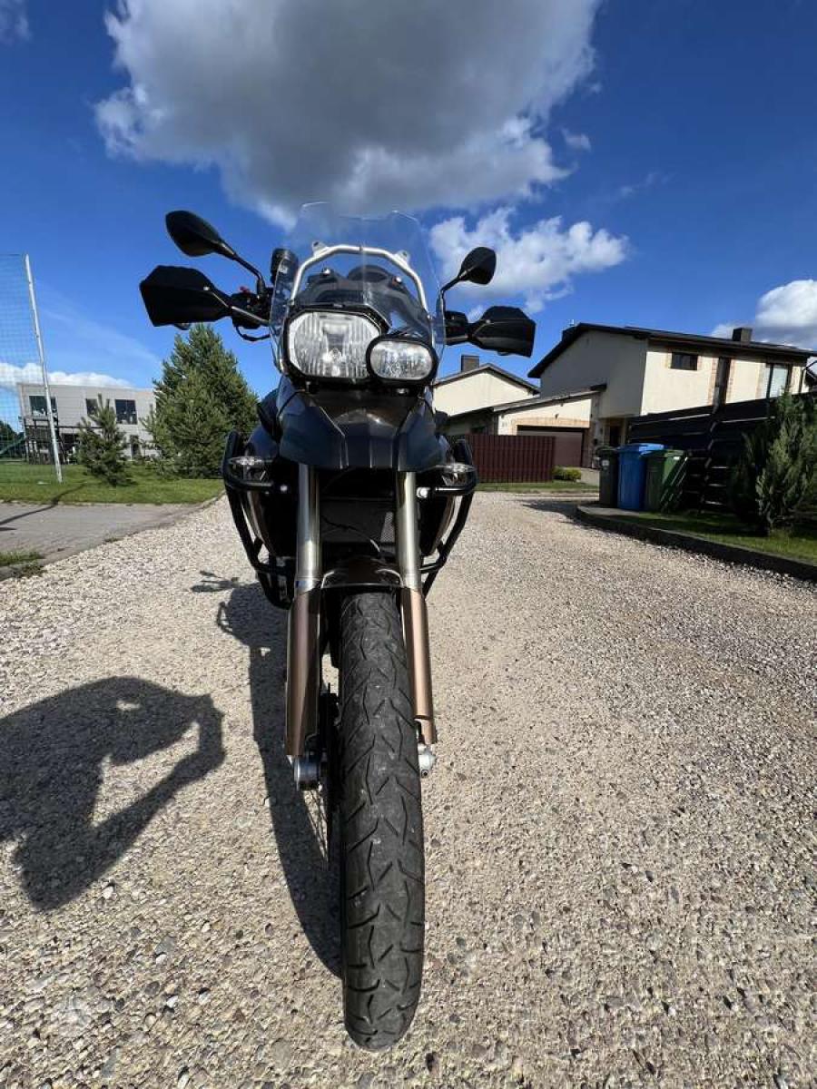 Brown BMW F 800GS 2010 in Vilnius, with an engine capacity of 0.80 L and mileage of 58 thousand km for 4900 €, photo 13 on AUTOMOTO.COM.LV