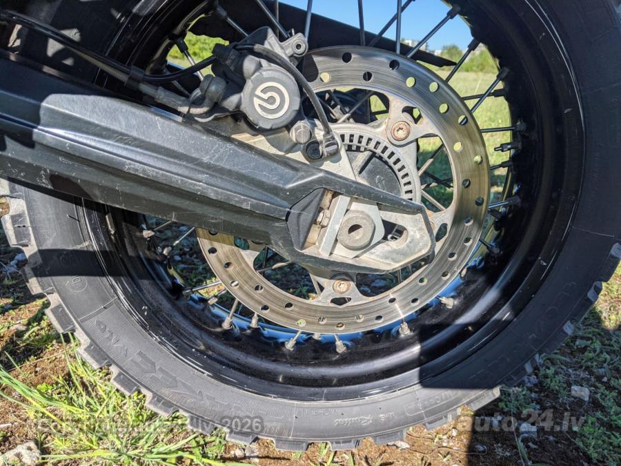 Zaļš BMW F 800GS 2015 Tallina, ar dzinēja tilpumu 0.80 L un nobraukumu 36 tūkst. km par 7500 €, foto 10 vietnē AUTOMOTO.COM.LV