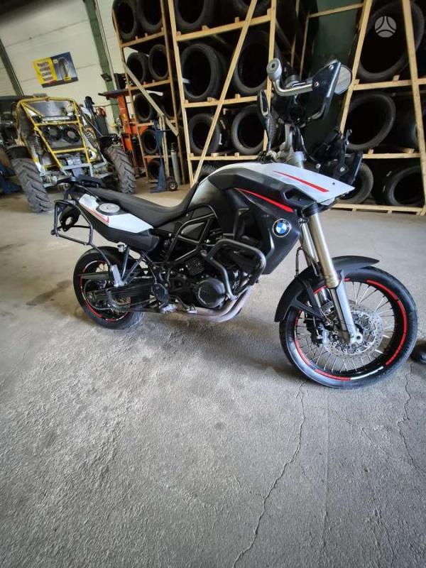 BMW F 800GS 2008 in Vilnius, with an engine capacity of 0.80 L and mileage of 32 thousand km for 3600 €, photo 1 on AUTOMOTO.COM.LV