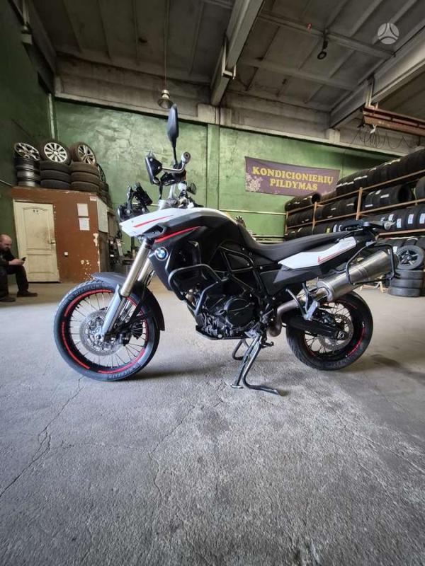 BMW F 800GS 2008 in Vilnius, with an engine capacity of 0.80 L and mileage of 32 thousand km for 3600 €, photo 3 on AUTOMOTO.COM.LV