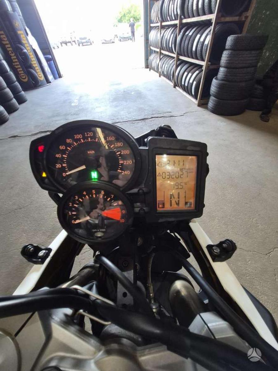 BMW F 800GS 2008 in Vilnius, with an engine capacity of 0.80 L and mileage of 32 thousand km for 3600 €, photo 5 on AUTOMOTO.COM.LV