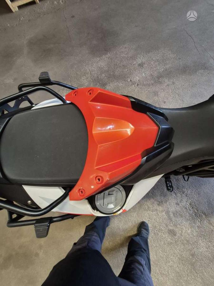 BMW F 800GS 2008 in Vilnius, with an engine capacity of 0.80 L and mileage of 32 thousand km for 3600 €, photo 8 on AUTOMOTO.COM.LV