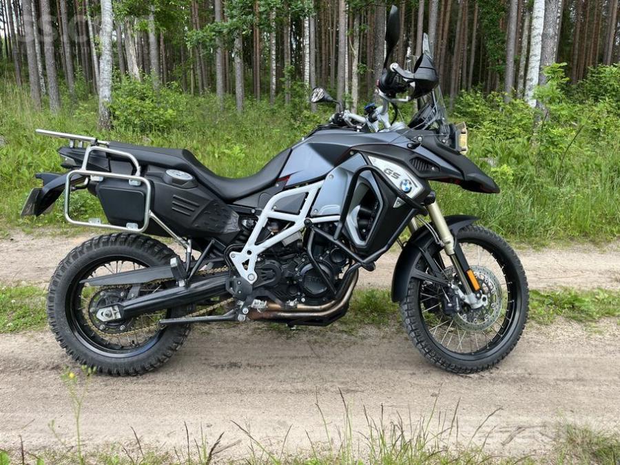 BMW F 800GS 2016 in Riga, with an engine capacity of 0.80 L and mileage of 0 thousand km for 7100 €, photo 2 on AUTOMOTO.COM.LV