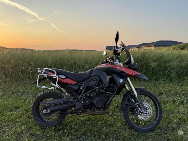 Красный БМВ F 800GS 2010 в Каунас, объемом двигателя 0.80 л и пробегом 60 тыс. км за 4700 €, фото 3 на AUTOMOTO.COM.LV