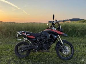 Red BMW F 800GS 2010 in Kaunas, with an engine capacity of 0.80 L and mileage of 60 thousand km for 4700 €, photo 4 on AUTOMOTO.COM.LV