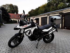 White BMW F 800GS 2010 in Vilnius, with an engine capacity of 0.80 L and mileage of 90 thousand km for 6600 €, photo 3 on AUTOMOTO.COM.LV