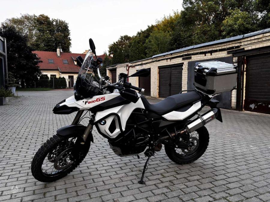 White BMW F 800GS 2010 in Vilnius, with an engine capacity of 0.80 L and mileage of 90 thousand km for 6600 €, photo 3 on AUTOMOTO.COM.LV