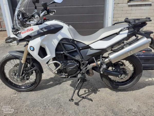 White BMW F 800GS 2011 in Panevezys, with an engine capacity of 0.80 L and mileage of 40 thousand km for 4800 €, photo 1 on AUTOMOTO.COM.LV