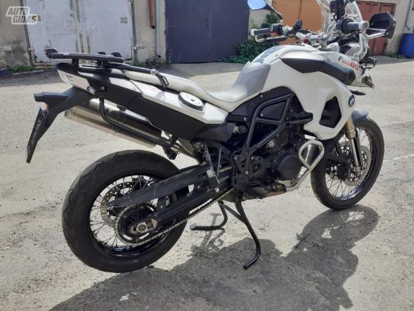White BMW F 800GS 2011 in Panevezys, with an engine capacity of 0.80 L and mileage of 40 thousand km for 4800 €, photo 7 on AUTOMOTO.COM.LV