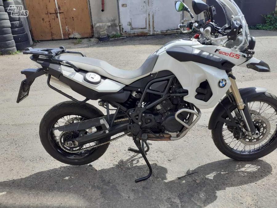 White BMW F 800GS 2011 in Panevezys, with an engine capacity of 0.80 L and mileage of 40 thousand km for 4800 €, photo 8 on AUTOMOTO.COM.LV