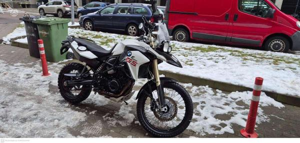 Balts BMW F 800GS 2012 Viļņa, ar dzinēja tilpumu 0.80 L un nobraukumu 58 tūkst. km par 4700 €, foto 1 vietnē AUTOMOTO.COM.LV
