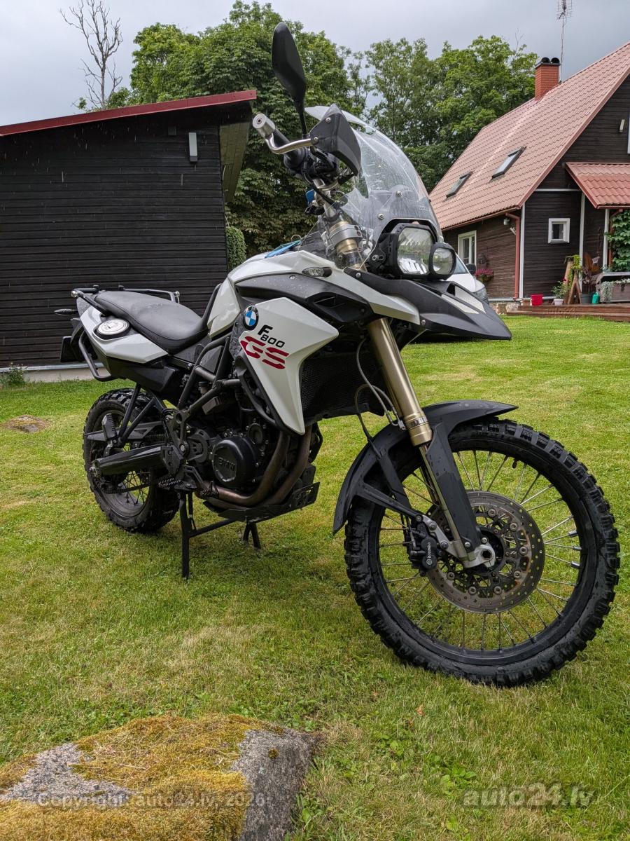 Balts BMW F 800GS 2012 Tallina, ar dzinēja tilpumu 0.80 L un nobraukumu 50 tūkst. km par 5999 €, foto 4 vietnē AUTOMOTO.COM.LV