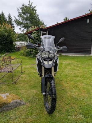 Balts BMW F 800GS 2012 Tallina, ar dzinēja tilpumu 0.80 L un nobraukumu 50 tūkst. km par 5999 €, foto 6 vietnē AUTOMOTO.COM.LV