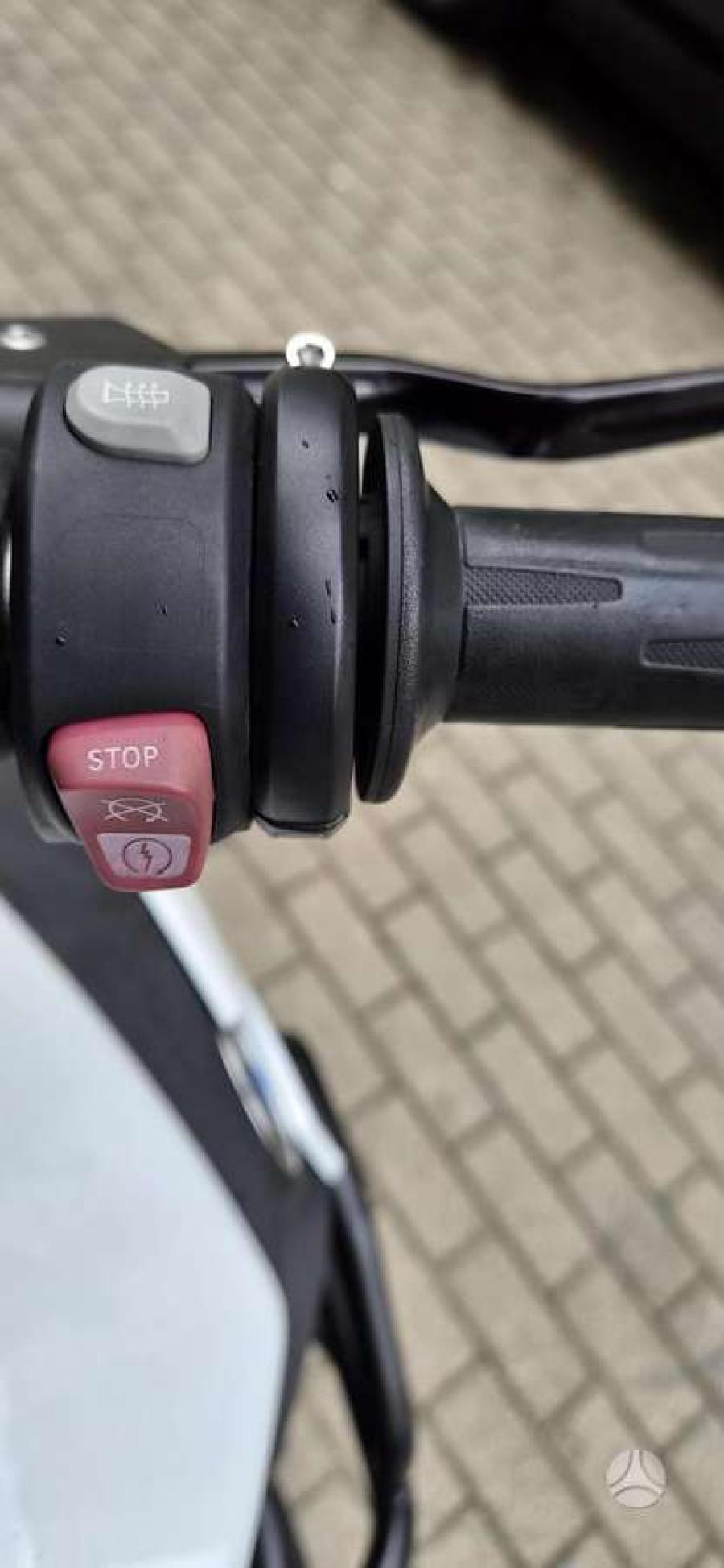 Balts BMW F 800GS 2012 Viļņa, ar dzinēja tilpumu 0.80 L un nobraukumu 61 tūkst. km par 5200 €, foto 11 vietnē AUTOMOTO.COM.LV