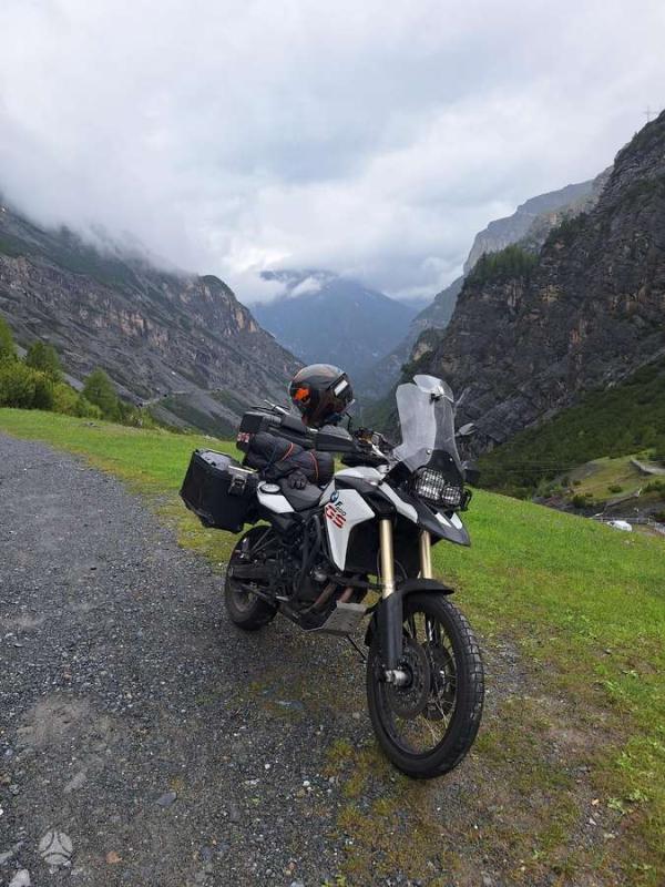 Balts BMW F 800GS 2014 Kauņa, ar dzinēja tilpumu 0.80 L un nobraukumu 80 tūkst. km par 6500 €, foto 2 vietnē AUTOMOTO.COM.LV