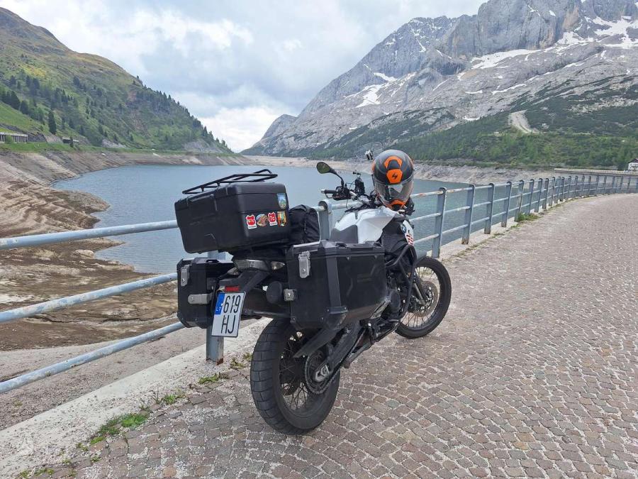White BMW F 800GS 2014 in Kaunas, with an engine capacity of 0.80 L and mileage of 80 thousand km for 6500 €, photo 4 on AUTOMOTO.COM.LV