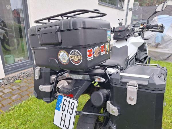Balts BMW F 800GS 2014 Kauņa, ar dzinēja tilpumu 0.80 L un nobraukumu 80 tūkst. km par 6500 €, foto 10 vietnē AUTOMOTO.COM.LV
