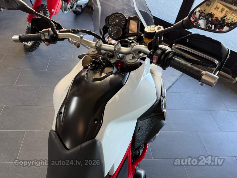 Белый БМВ F 800GS 2016 в Таллин, объемом двигателя 0.80 л и пробегом 44 тыс. км за 6790 €, фото 8 на AUTOMOTO.COM.LV