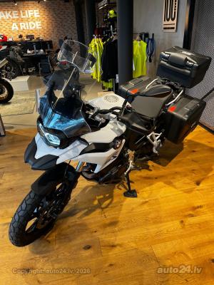 White BMW F 800GS 2024 in Tallinn, with an engine capacity of 0.90 L and mileage of 16 thousand km for 11900 €, photo 6 on AUTOMOTO.COM.LV