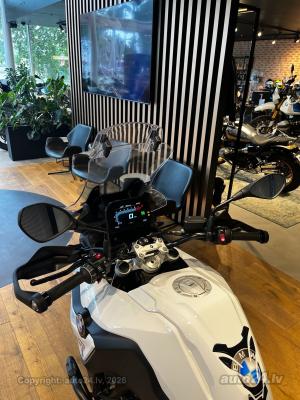 White BMW F 800GS 2024 in Tallinn, with an engine capacity of 0.90 L and mileage of 16 thousand km for 11900 €, photo 10 on AUTOMOTO.COM.LV
