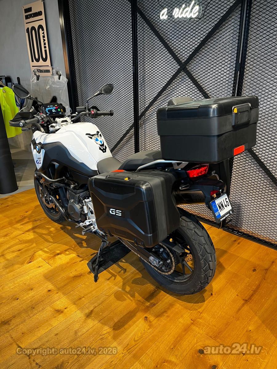 White BMW F 800GS 2024 in Tallinn, with an engine capacity of 0.90 L and mileage of 16 thousand km for 11900 €, photo 11 on AUTOMOTO.COM.LV