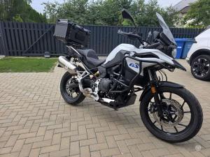 Белый БМВ F 800GS 2025 в Вильнюс, объемом двигателя 0.90 л и пробегом 4 тыс. км за 13000 €, фото 4 на AUTOMOTO.COM.LV