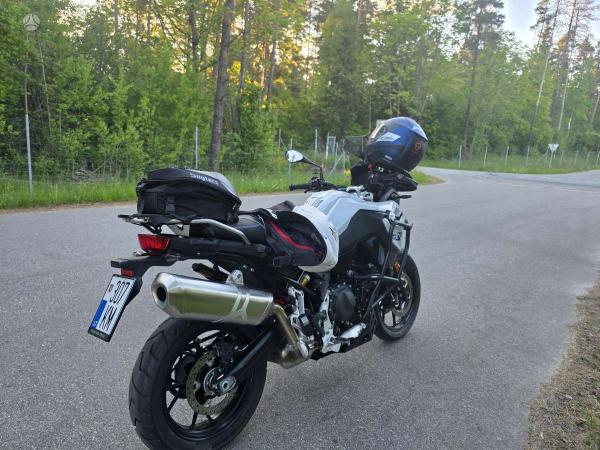 Белый БМВ F 800GS 2025 в Вильнюс, объемом двигателя 0.90 л и пробегом 4 тыс. км за 13000 €, фото 6 на AUTOMOTO.COM.LV