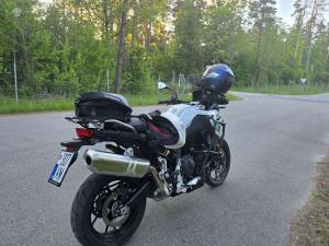 Белый БМВ F 800GS 2025 в Вильнюс, объемом двигателя 0.90 л и пробегом 4 тыс. км за 13000 €, фото 6 на AUTOMOTO.COM.LV