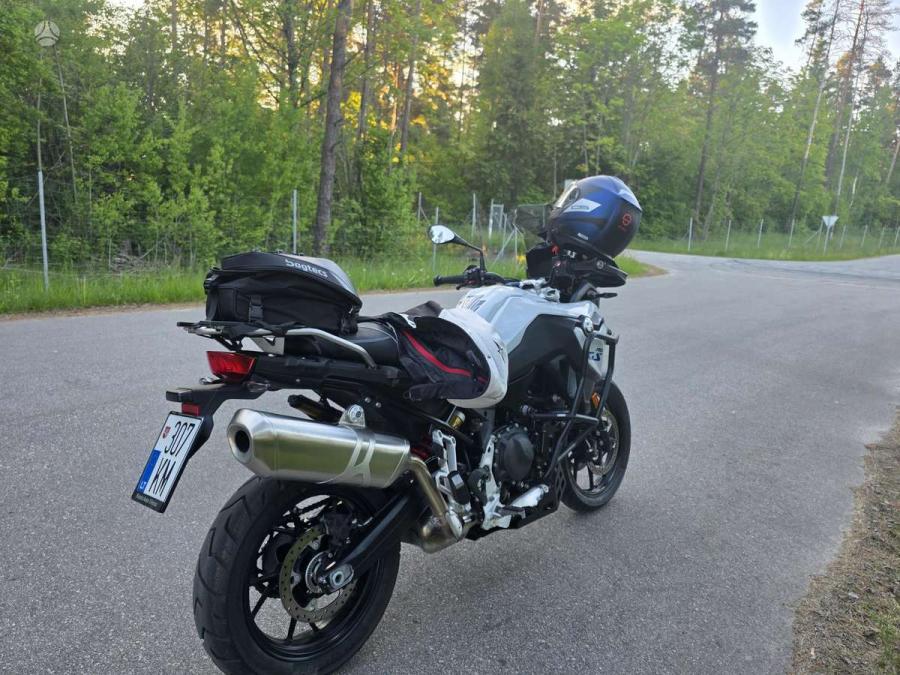 Белый БМВ F 800GS 2025 в Вильнюс, объемом двигателя 0.90 л и пробегом 4 тыс. км за 13000 €, фото 6 на AUTOMOTO.COM.LV