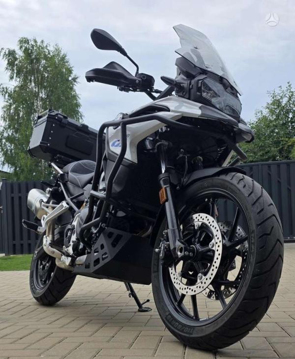 Белый БМВ F 800GS 2025 в Вильнюс, объемом двигателя 0.90 л и пробегом 4 тыс. км за 13000 €, фото 8 на AUTOMOTO.COM.LV