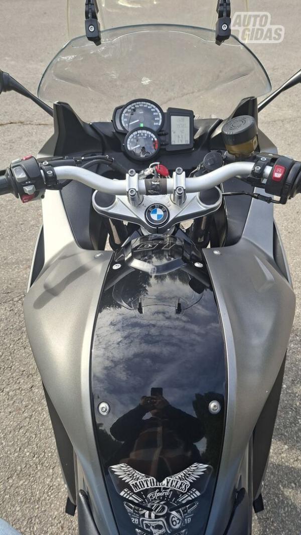 Pelēks BMW F 800GT 2016 Alīta, ar dzinēja tilpumu 0.80 L un nobraukumu 80 tūkst. km par 3249 €, foto 11 vietnē AUTOMOTO.COM.LV