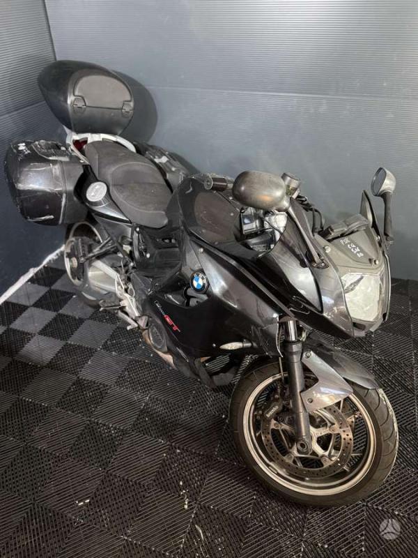 BMW F 800GT 2013 in Taurage, with an engine capacity of 0.80 L and mileage of 12 thousand km for 1700 €, photo 1 on AUTOMOTO.COM.LV