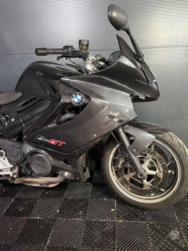 BMW F 800GT 2013 in Taurage, with an engine capacity of 0.80 L and mileage of 12 thousand km for 1700 €, photo 6 on AUTOMOTO.COM.LV