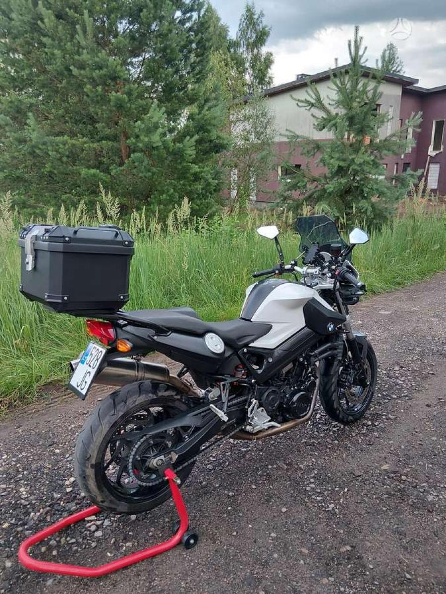 Черный БМВ F 800R 2009 в Каунас, объемом двигателя 0.80 л и пробегом 29 тыс. км за 3700 €, фото 5 на AUTOMOTO.COM.LV