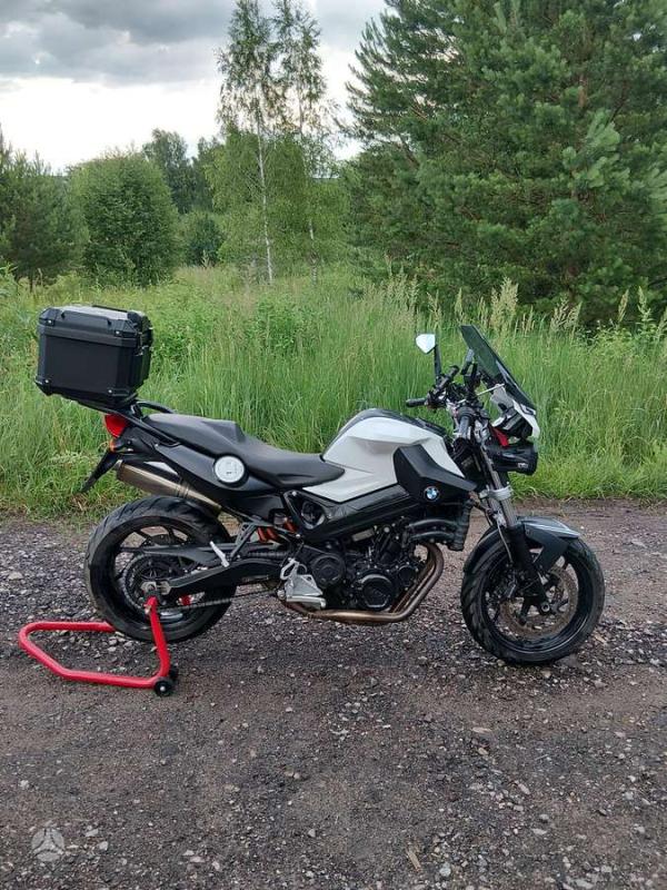 Черный БМВ F 800R 2009 в Каунас, объемом двигателя 0.80 л и пробегом 29 тыс. км за 3700 €, фото 5 на AUTOMOTO.COM.LV