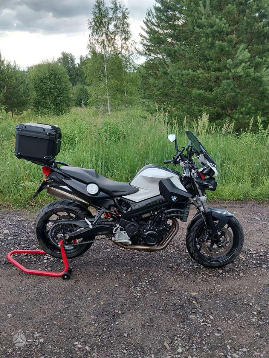 Черный БМВ F 800R 2009 в Каунас, объемом двигателя 0.80 л и пробегом 29 тыс. км за 3700 €, фото 6 на AUTOMOTO.COM.LV