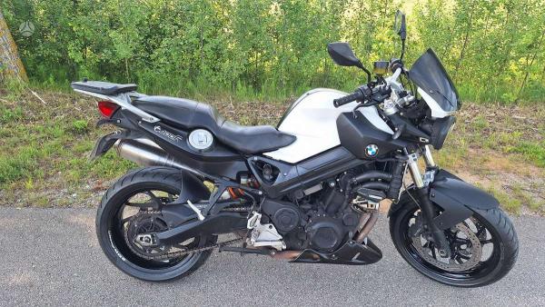 Black BMW F 800R 2011 in Kaunas, with an engine capacity of 0.80 L and mileage of 62 thousand km for 2600 €, photo 3 on AUTOMOTO.COM.LV