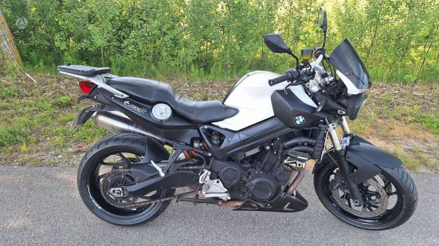 Черный БМВ F 800R 2011 в Каунас, объемом двигателя 0.80 л и пробегом 62 тыс. км за 2600 €, фото 4 на AUTOMOTO.COM.LV