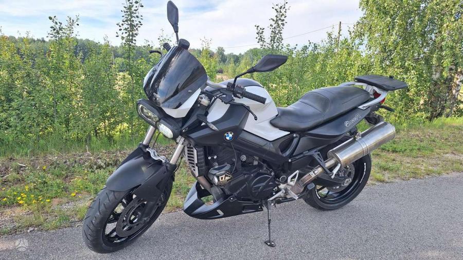 Черный БМВ F 800R 2011 в Каунас, объемом двигателя 0.80 л и пробегом 62 тыс. км за 2600 €, фото 5 на AUTOMOTO.COM.LV
