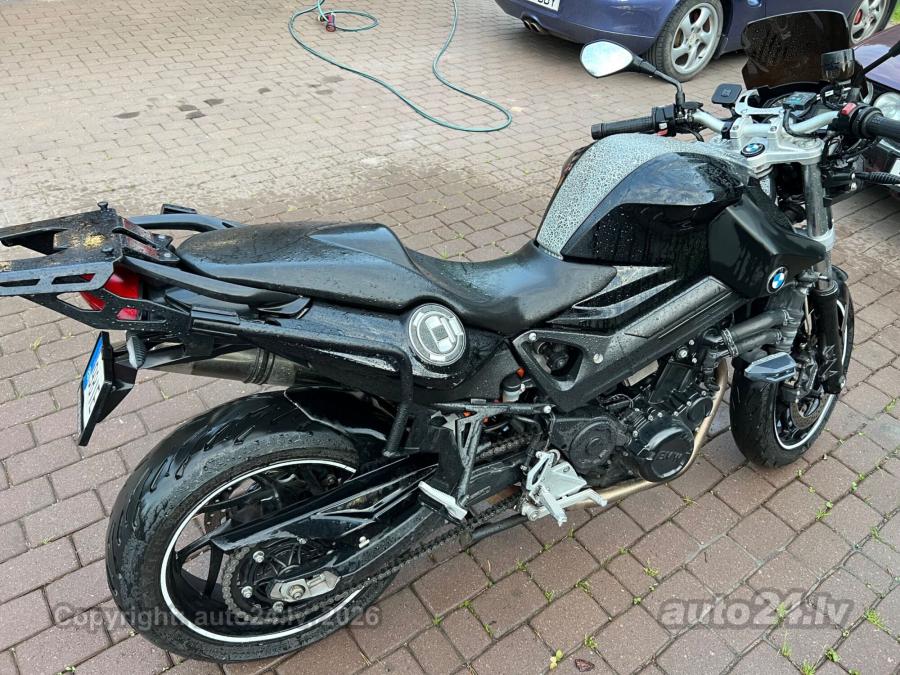 Черный БМВ F 800R 2011 в Таллин, объемом двигателя 0.00 л и пробегом 0 тыс. км за 4000 €, фото 6 на AUTOMOTO.COM.LV