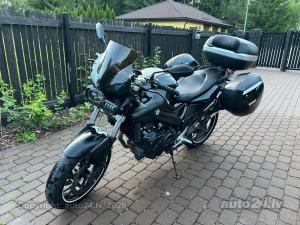 Черный БМВ F 800R 2011 в Таллин, объемом двигателя 0.00 л и пробегом 0 тыс. км за 4000 €, фото 9 на AUTOMOTO.COM.LV