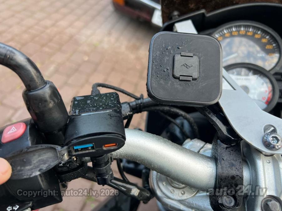 Черный БМВ F 800R 2011 в Таллин, объемом двигателя 0.00 л и пробегом 0 тыс. км за 4000 €, фото 12 на AUTOMOTO.COM.LV