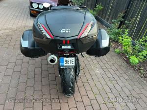 Черный БМВ F 800R 2011 в Таллин, объемом двигателя 0.00 л и пробегом 0 тыс. км за 4000 €, фото 14 на AUTOMOTO.COM.LV