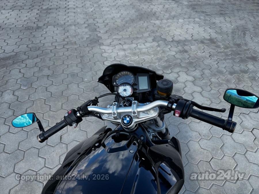 Melns BMW F 800R 2012 Tallina, ar dzinēja tilpumu 0.80 L un nobraukumu 40 tūkst. km par 4900 €, foto 5 vietnē AUTOMOTO.COM.LV