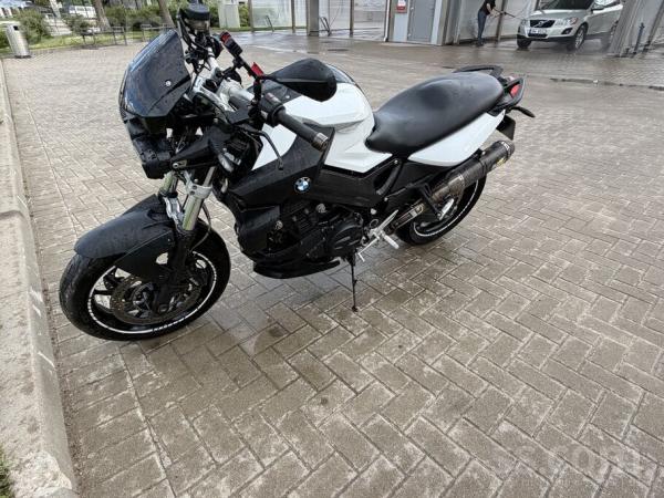 BMW F 800R 2009 in Jekabpils, with an engine capacity of 0.80 L and mileage of 0 thousand km for 4100 €, photo 3 on AUTOMOTO.COM.LV