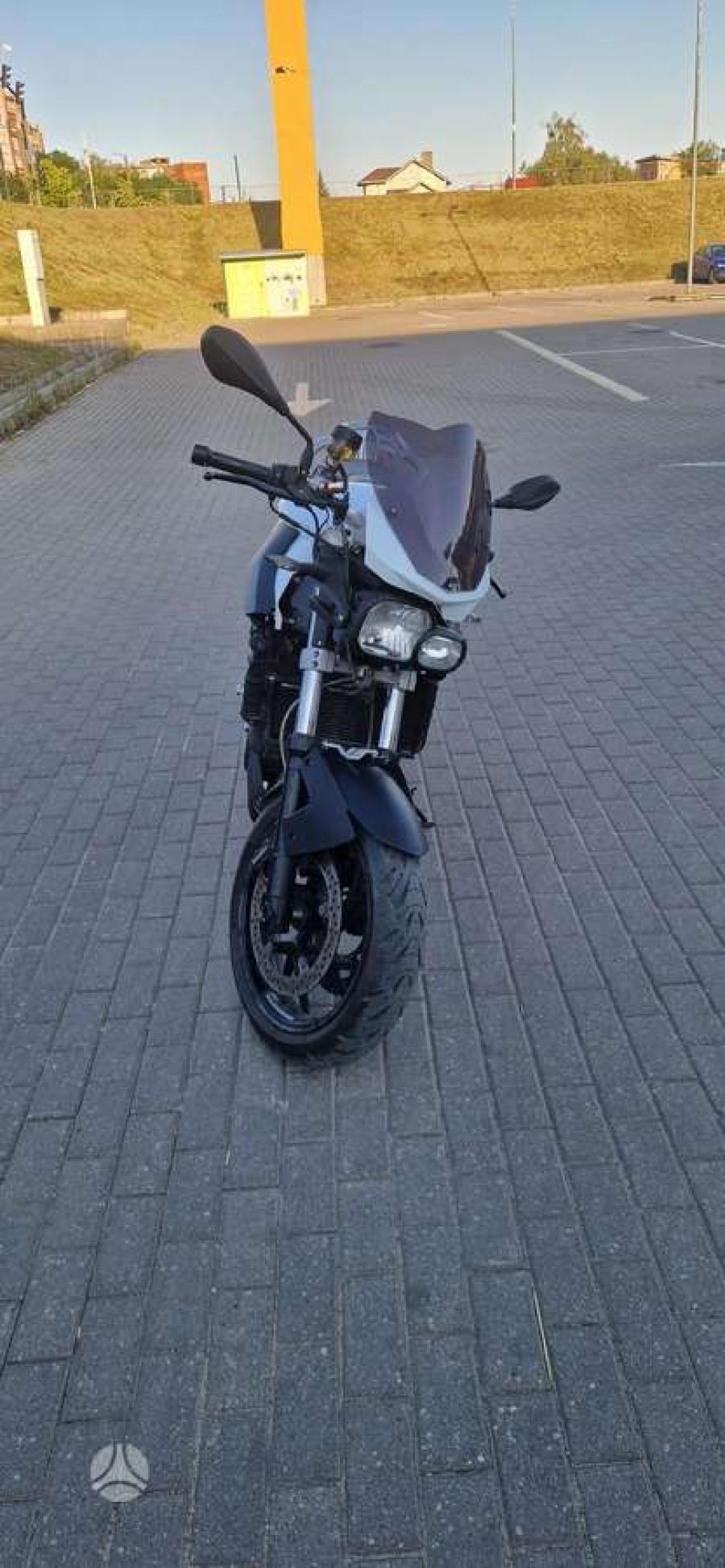 BMW F 800R 2010 in Kaunas, with an engine capacity of 0.80 L and mileage of 0 thousand km for 3350 €, photo 8 on AUTOMOTO.COM.LV